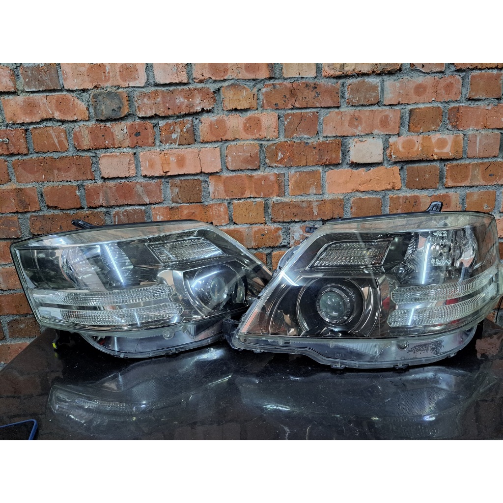 PROJECTOR HID Japan Original Toyota Alphard ANH10 MNH10 2006-2008 Front ...
