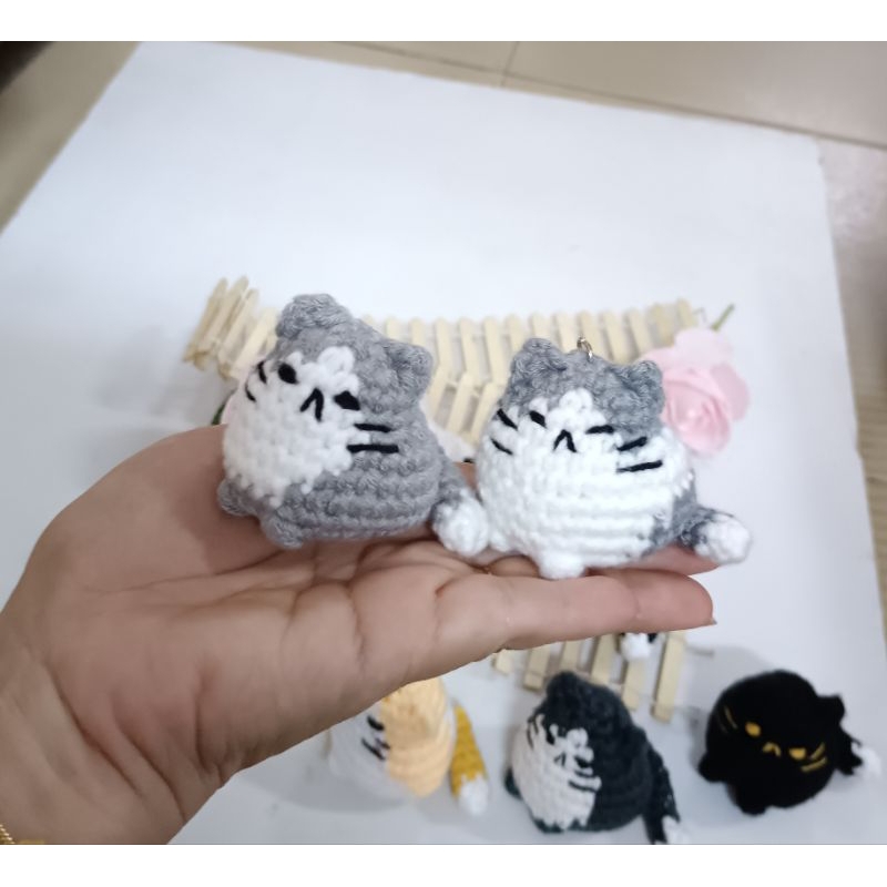 😺Kucing crochet keychain😺cat keychain handmade🐱 kucing kait cute untuk ...