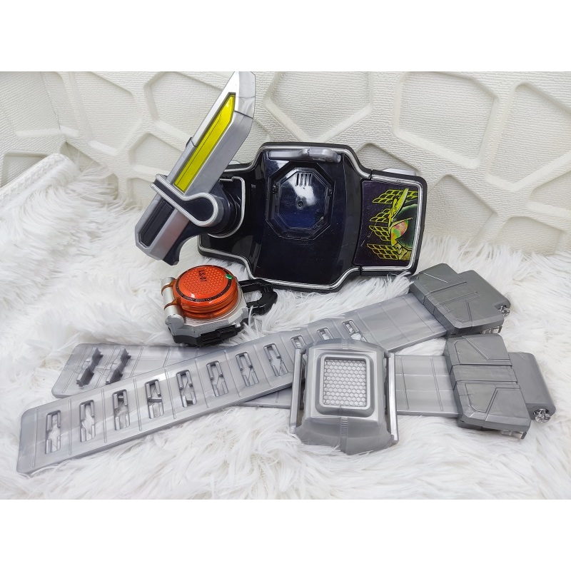Kamen Rider Gaim _ DX Sengoku Driver Set With DX Orange Lockseed ...