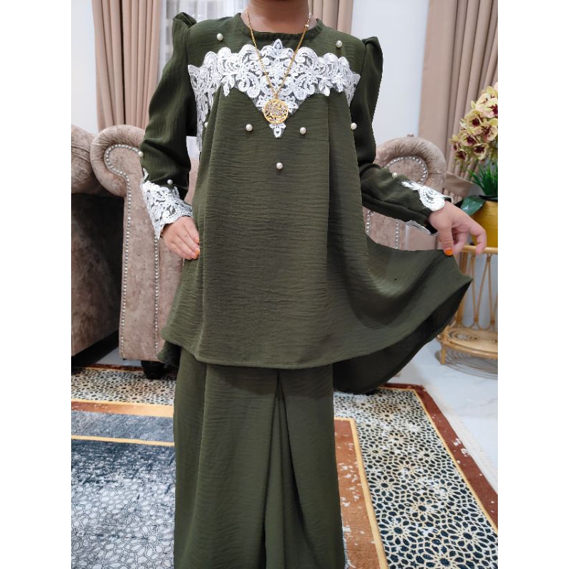 BAju Raya Budak Perempuan,INTAN Doll Kurung Lace dengan hiasan Manik ...