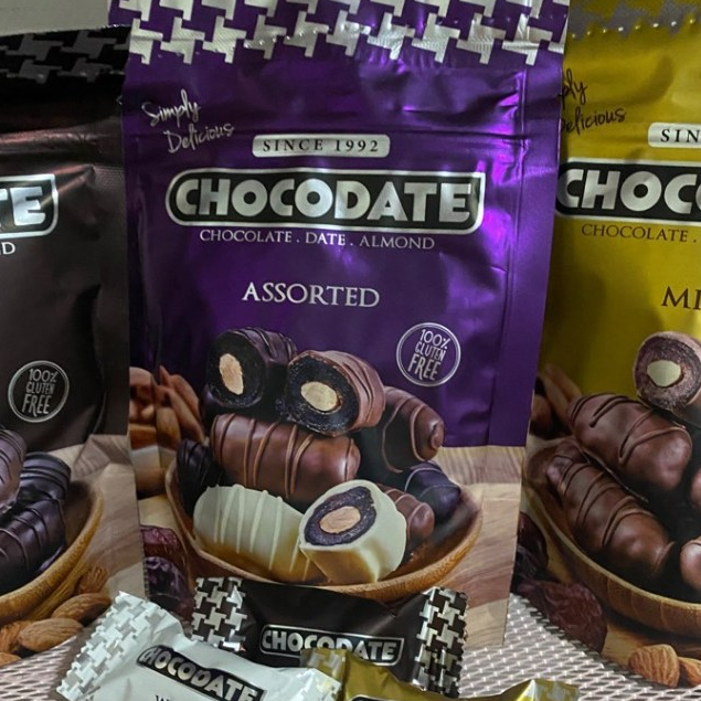 Chocodate Assorted Chocolate Cotted With Almond Dates, Kurma Badam 100g ...