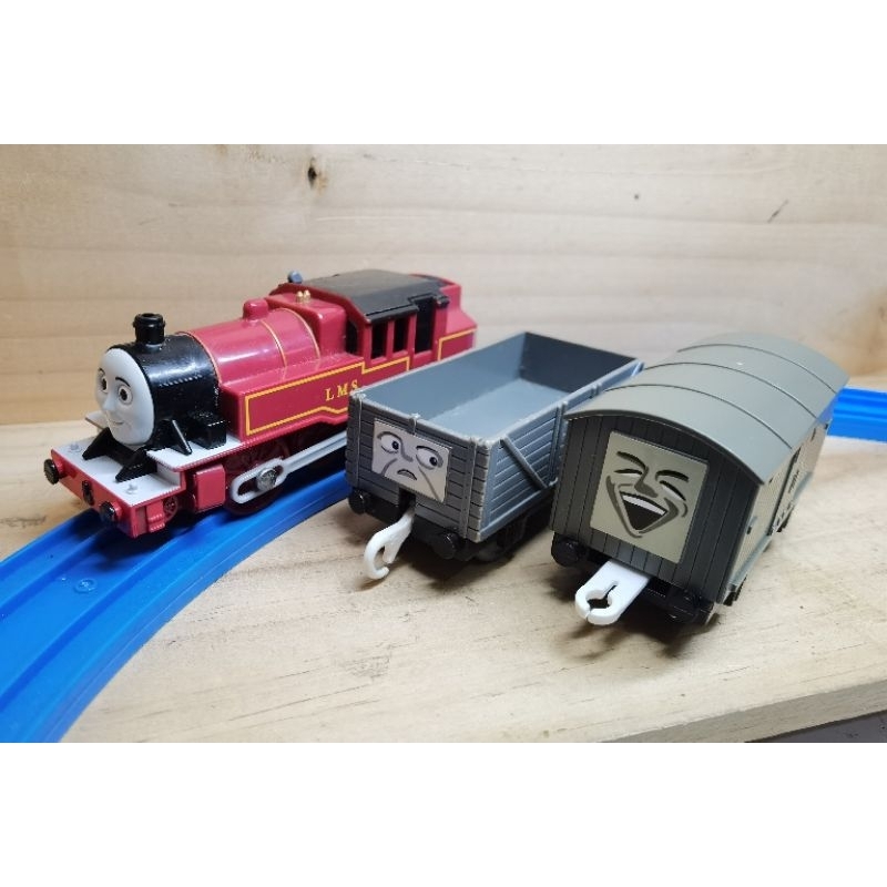 Takara Tomy Electric Motorised Train Thomas and Friends - Arthur ...