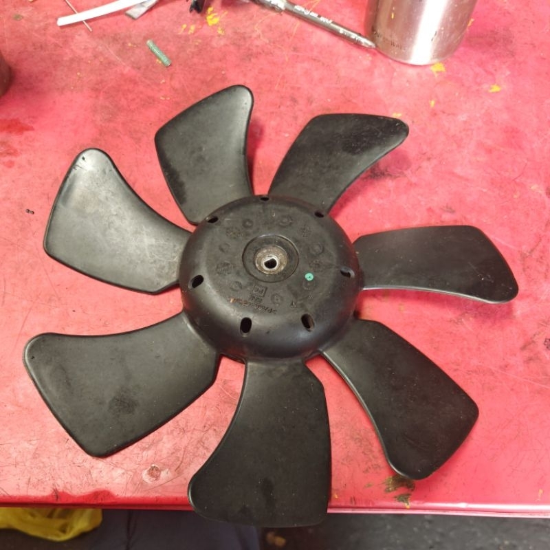 nissan auto fan blade 7 /blade 5 big motor （used） | Shopee Malaysia