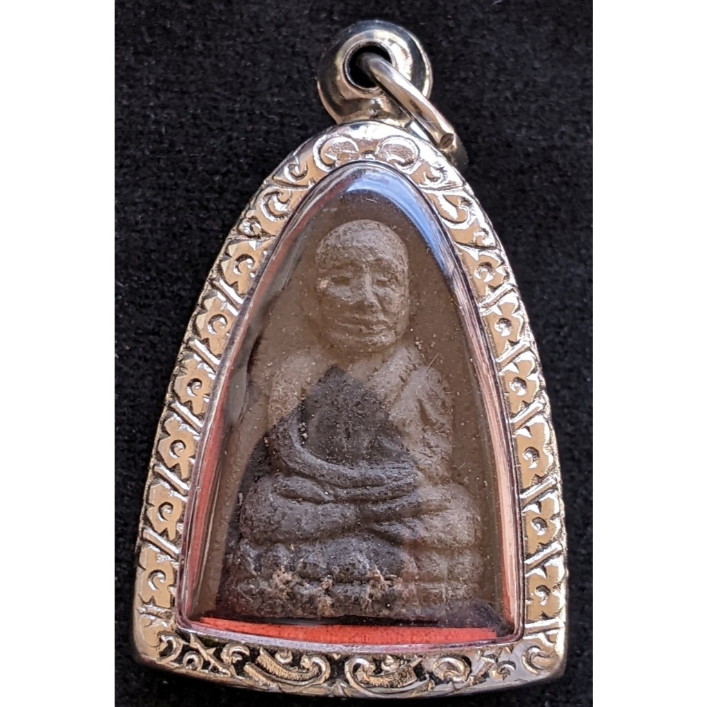 Luang Phor Thuad (M16) AC Nong Wat Saikow 2534. (Amulet Thai 泰国佛牌 ...