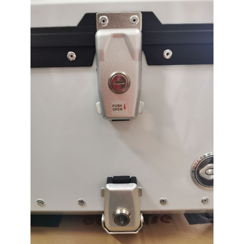 45L Aluminum Top box original COOCASE colour PEARL WHITE | Shopee Malaysia