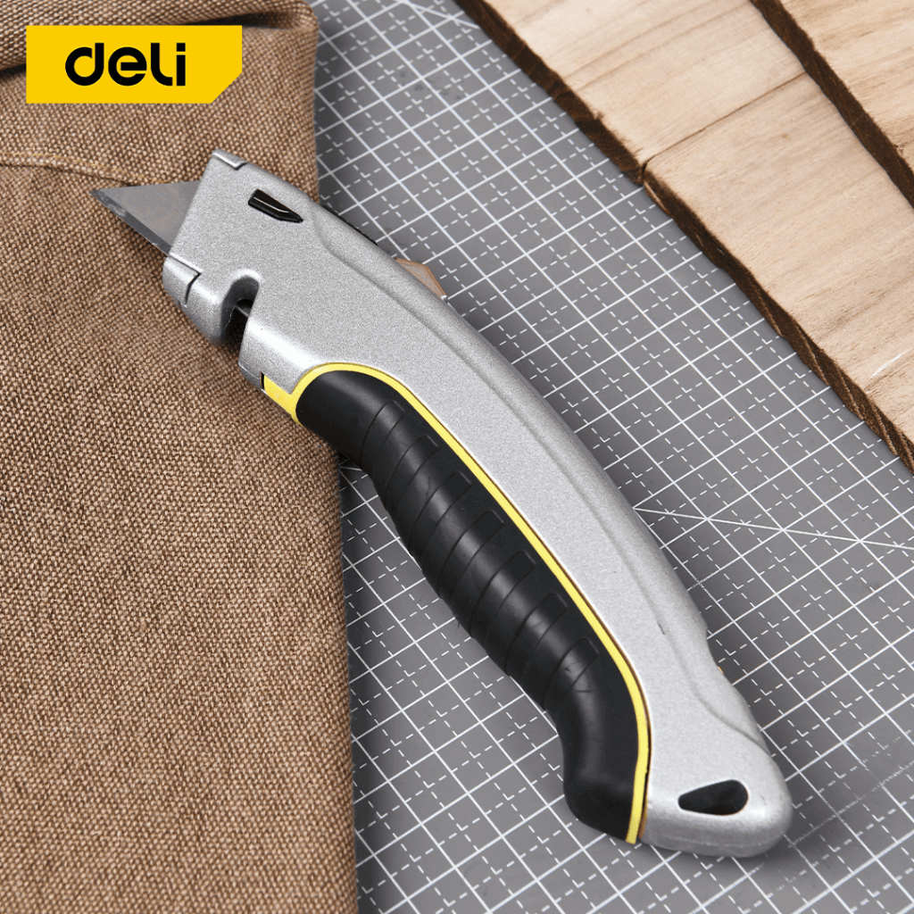 DELI Utility Knife with Quick Blade Replacement Design (51mm / SK5 ...