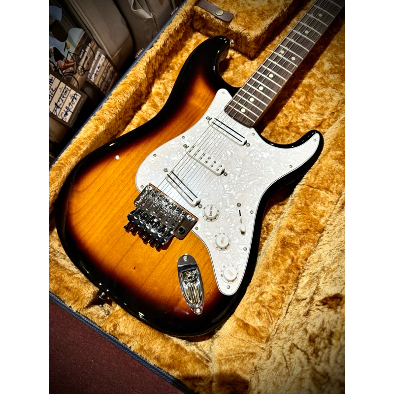Pre order Fender Dave Murray Stratocaster Electric Guitar w/Bag, 2-Tone Sunburst | Shopee Malaysia