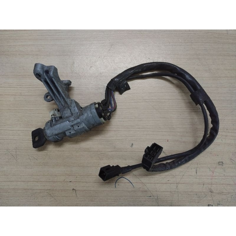 Proton Saga Ignition Key Switch | Shopee Malaysia