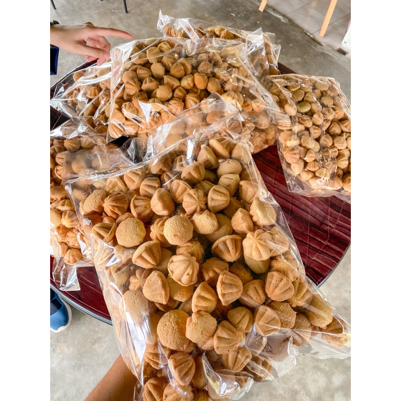 Bahulu Mini Comel "100pcs" [HOMEMADE] | Shopee Malaysia