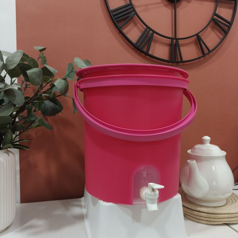Tupperware Water Dispenser 14.5L (Tong Air/Balang Air) / Cannister 7L ...