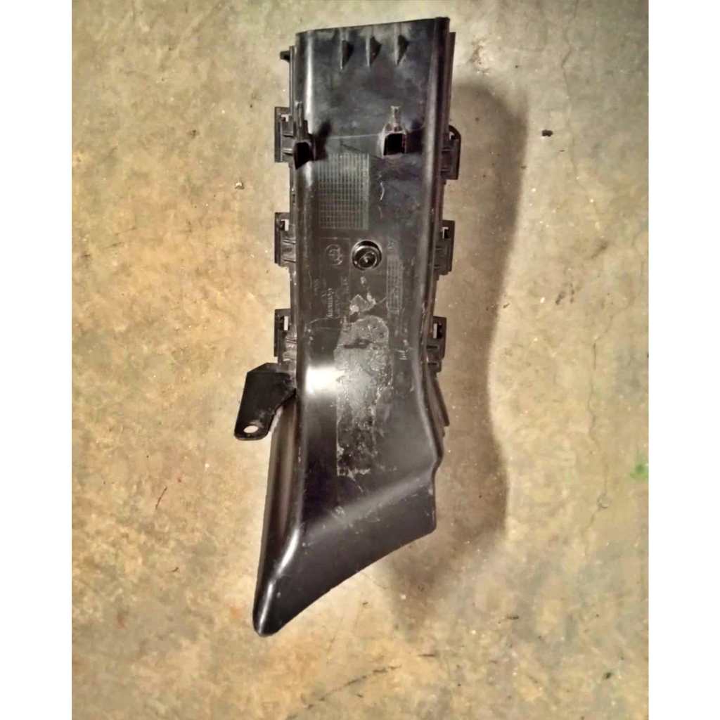 BMW E90 E91 Sedan Wagon Brake Air Duct Left Front OEM 51717121569 ...
