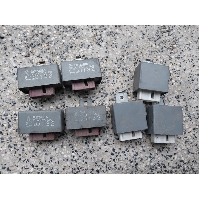 Honda Civic Integra B16A B16B B18C main fuel pump relay used original halfcut EG6 EG9 EK3 EK4 ...