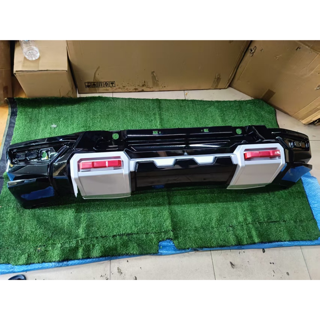 Mitsubishi Triton 2024-2025 2026 Front Skirt With LED Bodykit triton ...