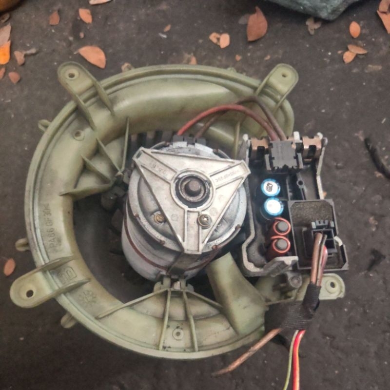 Mercedes benz w220 blower motor ori used | Shopee Malaysia