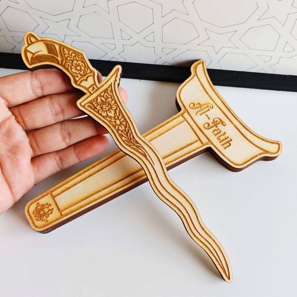 (POD81) Replika Keris Mainan Prop Aksesori Merdeka Busana Hari Merdeka ...