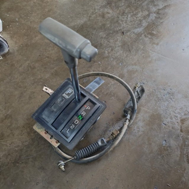 GEAR LEVER AUTO WITH CABLE PROTON SAGA/ISWARA (USED) | Shopee Malaysia