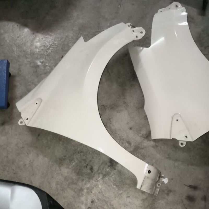 Perodua Myvi fender 2018-2024 front fender | Shopee Malaysia