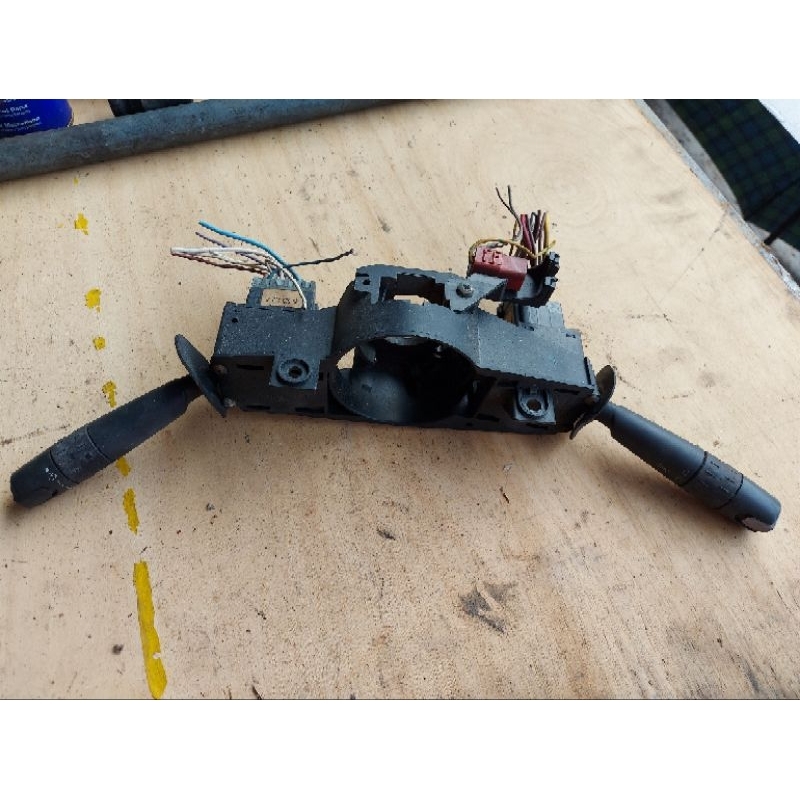 PEUGEOT 405 SR SRi TURN SIGNAL SWITCH AND WIPER SWITCH USED | Shopee ...