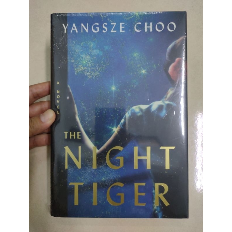 [BB] [100% Original] (Hardcover) The Night Tiger by Yangsze Choo ...