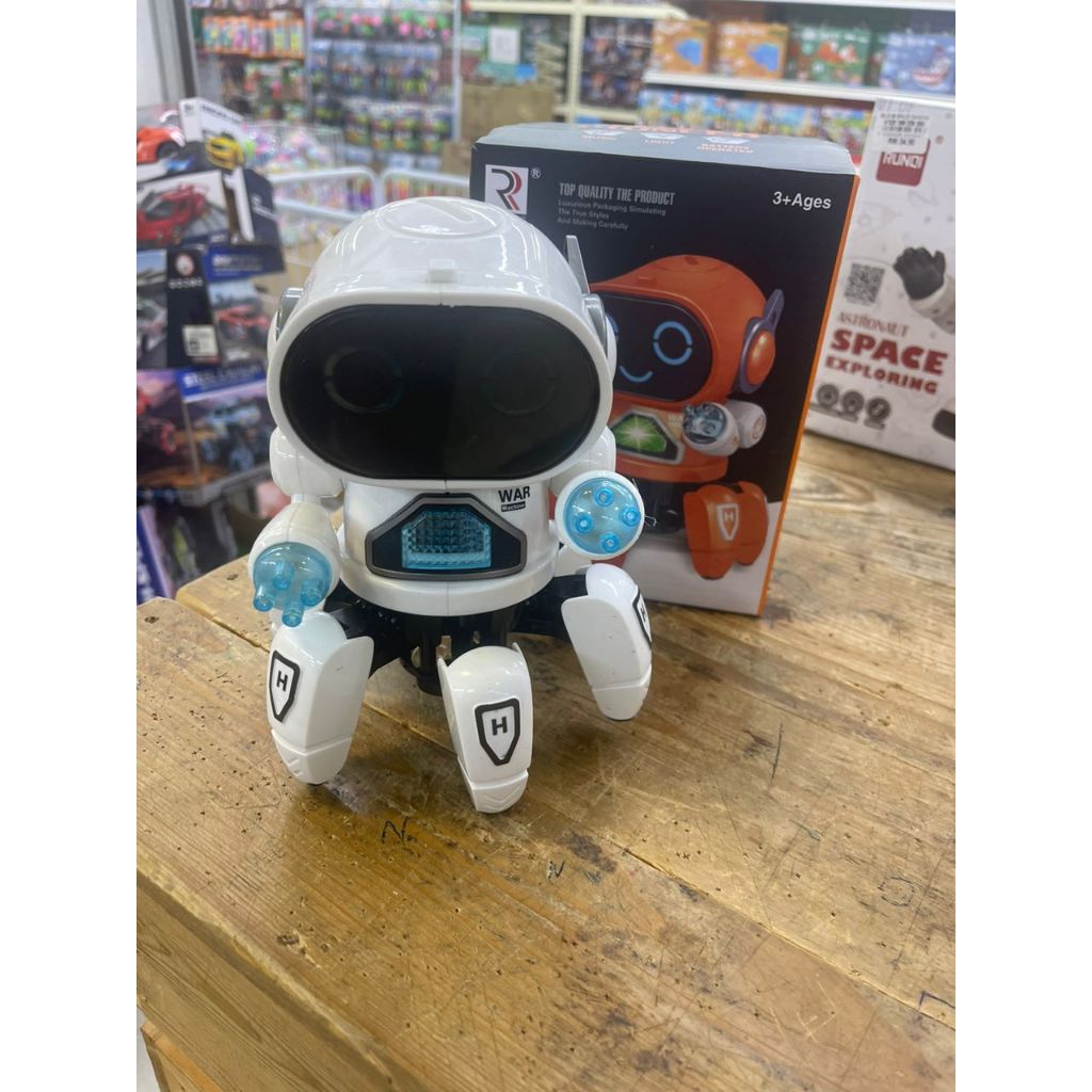 BOT ROBOT PIONEER TOYS FOR KIDS TO PLAY WITH MUSIC AND SOME MOVEMENT ...