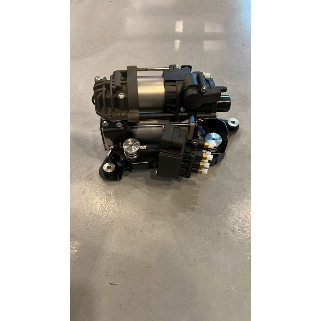 AIR SUSPENSION AIRMATIC PUMP & VALVE BLOCK / AIR SUSPENSION COMPRESSOR ...