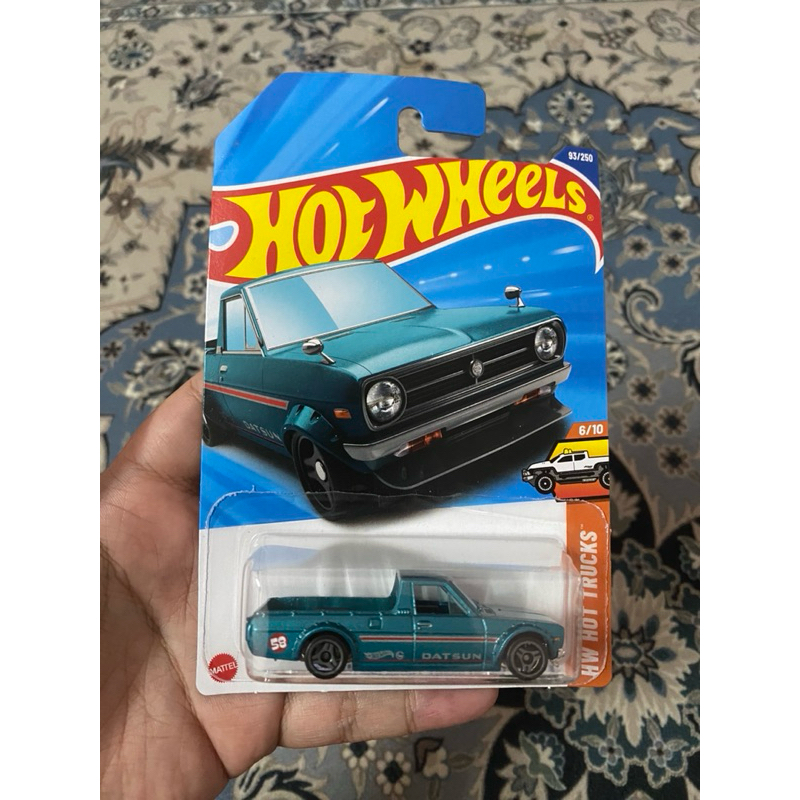 Hot Wheels 1975 Datsun Sunny Truck (B120) case d 2025 (near mint) | Shopee Malaysia