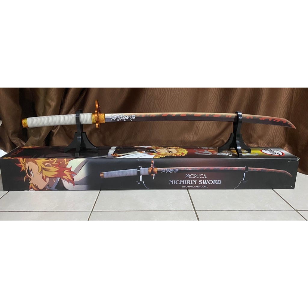 Bandai Demon Slayer Kimetsu no Yaiba: Proplica Nichirin Sword Kyojuro ...