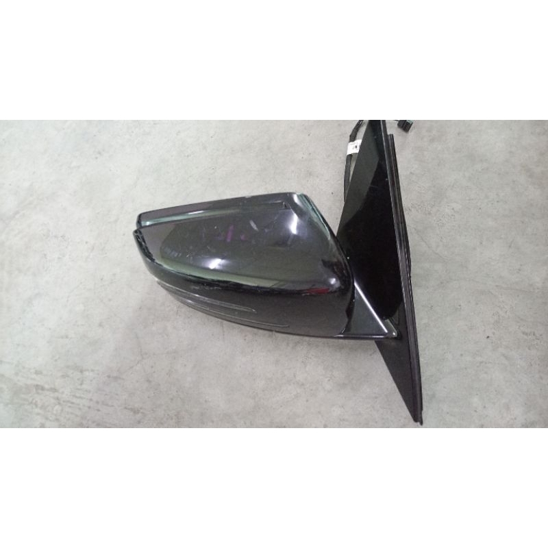 Mercedes Benz Side mirror (R) | Shopee Malaysia