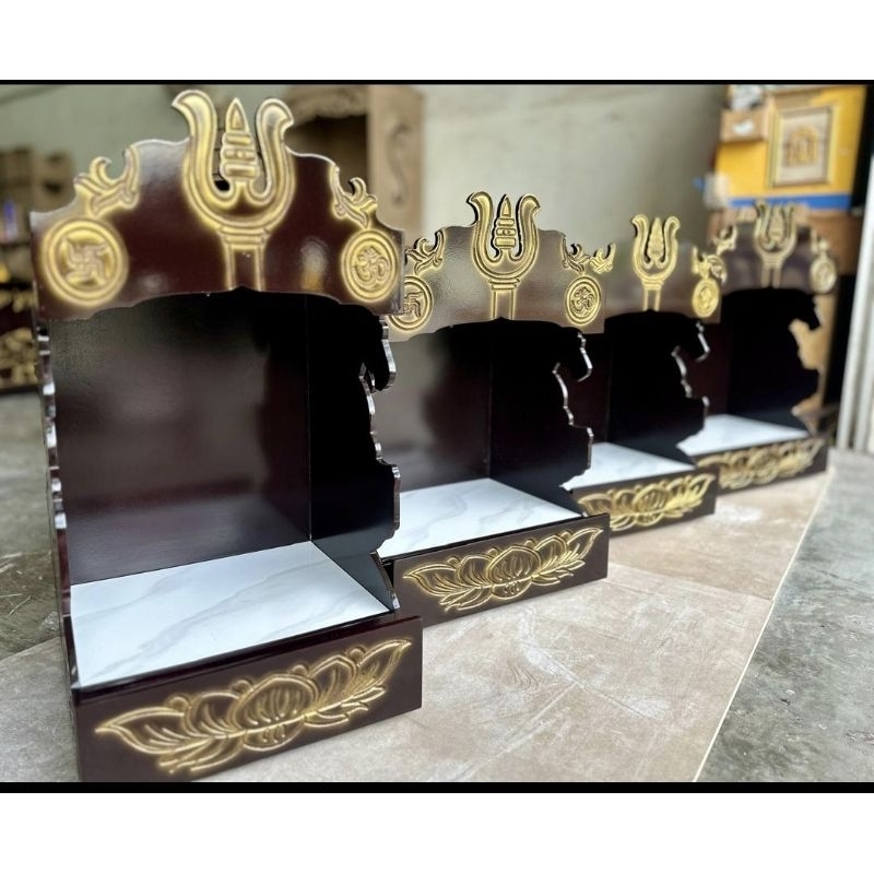 wooden Swamy medai/Samystatue altar with light/Samy. statue holder ...