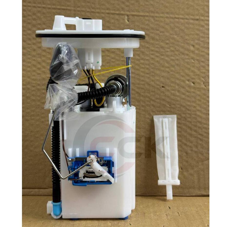 KIA RONDO / NAZA CAREN 2 2006 YEAR PETROL PUMP / FUEL PUMP WITH FUEL ...