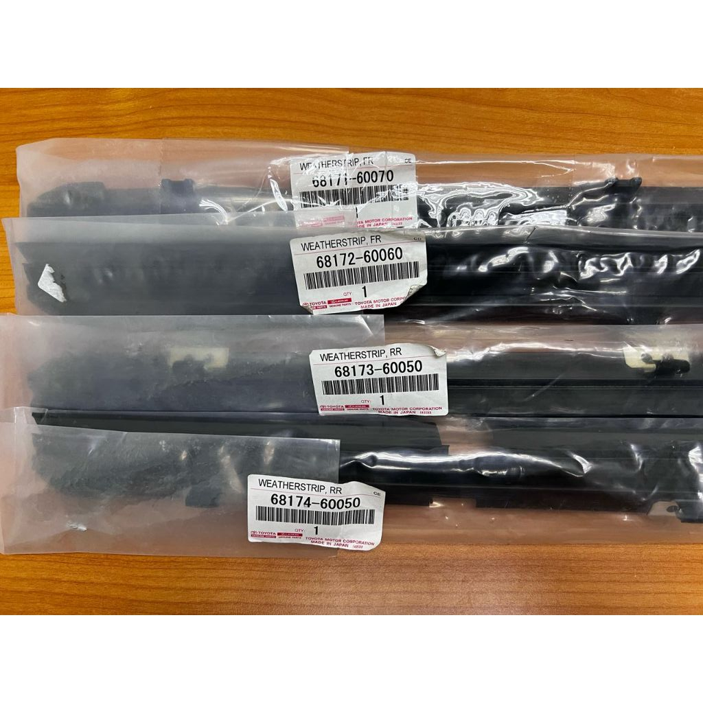 Original Land Cruiser LC200 Door Glass Inner Moulding UZJ200 URJ202 ...