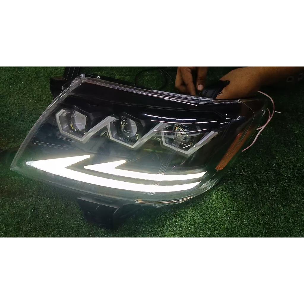 Toyota Hilux Vigo 2012-2015 Head Lamp Designs 3 LED Projector head lamp ...