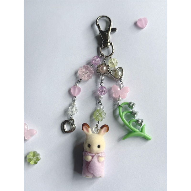 handmade beaded sylvanian family keychain & simple beaded keychain ...