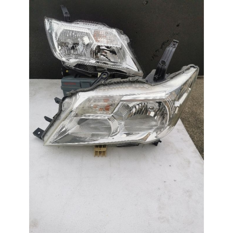 NISSAN SERENA C26 HOLOGEN HEADLAMP LAMPU DEPAN FRONT LIGHT | Shopee ...