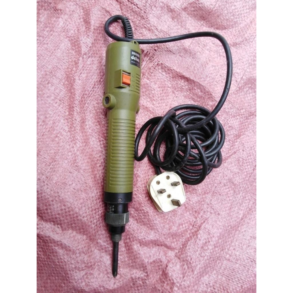 * USED * DELVO DLV8130-JJE Electric Srewdriver (100% Original ) Made in ...