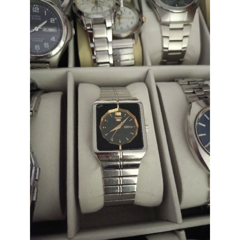 Rare Automatic Original Vintage SEIKO 5 Square Day Date | Shopee Malaysia