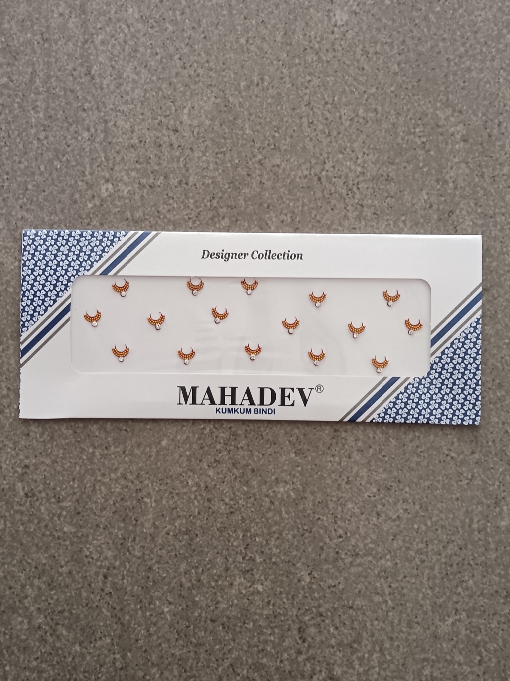 Fancy White Stone Design Indian Sticker Pottu Forehead Bindi Potu Wear ...