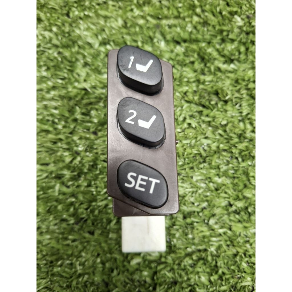 Toyota Harrier Zsu60 Asu65 Original Memory Seat Switch F/RH 156987(Used ...