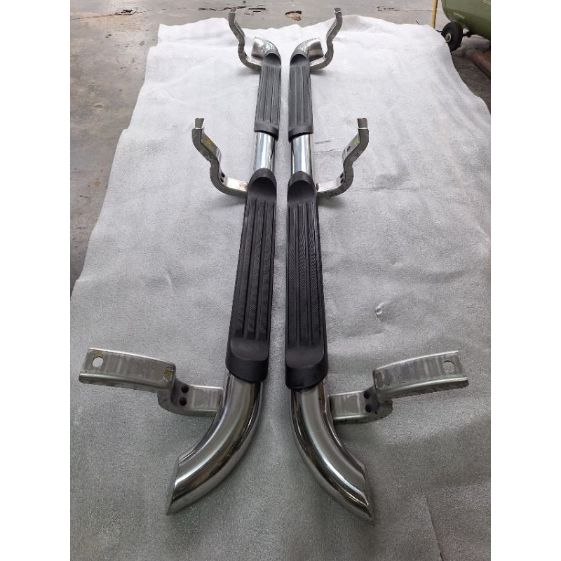 [USED]Ford Ranger T6 T7 T8 Original Side Step Genuine | Shopee Malaysia