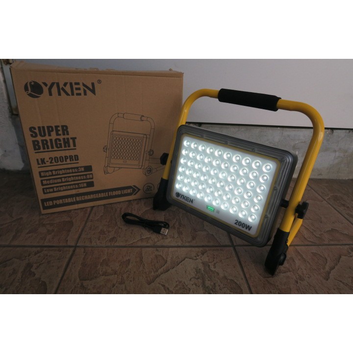 Lyken LED 200W Outdoor IP65 Rechargeable Flood Light 6500K Daylight ...