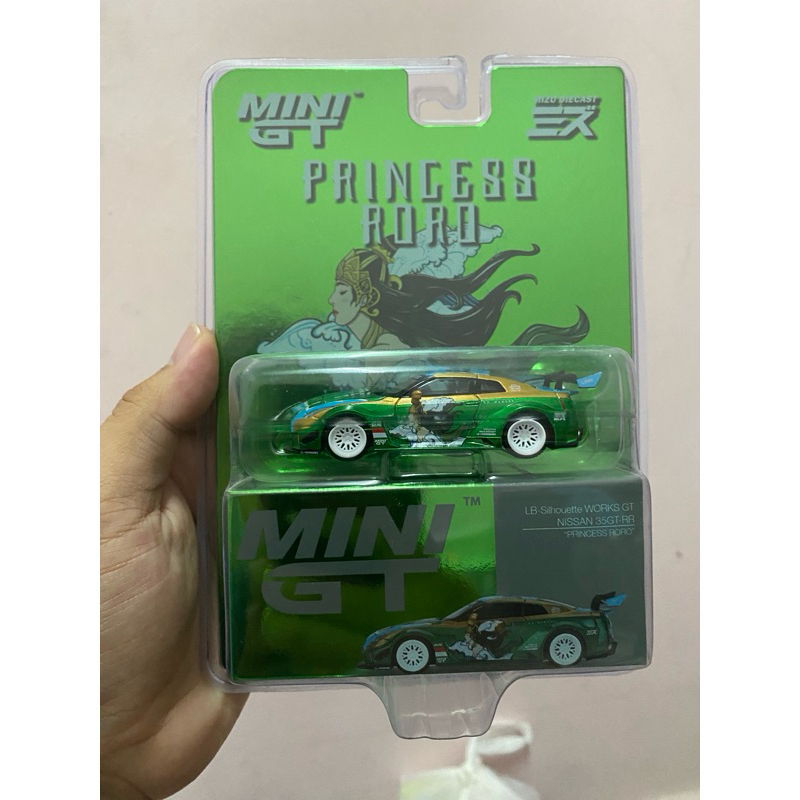 Mini GT x Mizu diecast 650 Nissan Skyline R35 LBWK Princess Roro ...