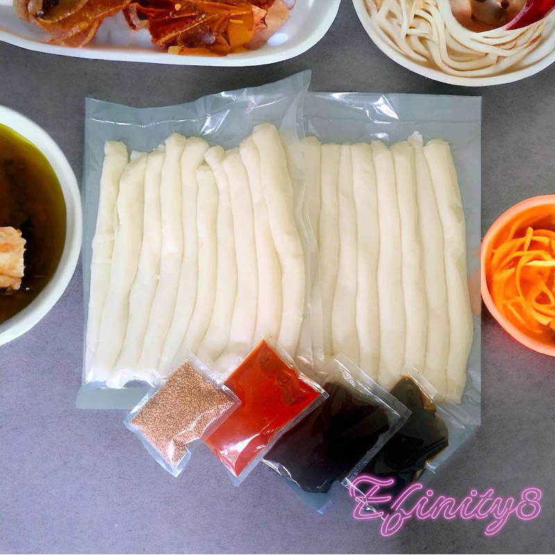 10/20 Pcs Chee Cheong fun with sauce (Round Vacuum packed)真空包装猪肠粉+ 甜酱(圆 ...