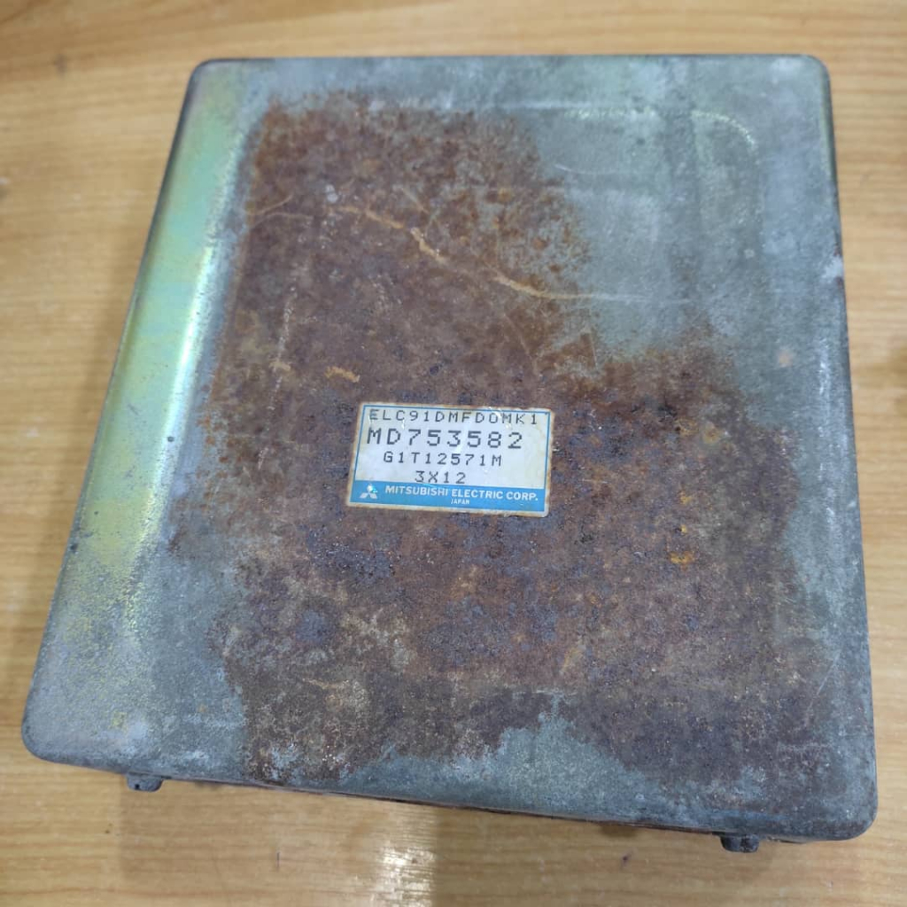Mitsubishi Mirage/Lancer Engine ECU MD753582 (Used) | Shopee Malaysia
