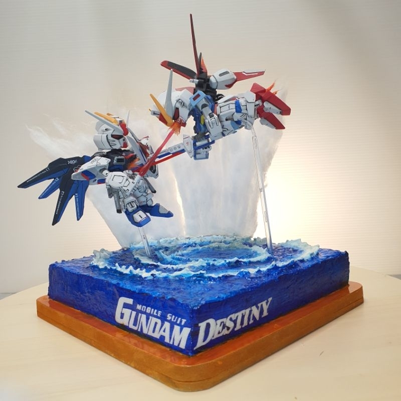 gundam sd freedom vs impulse gundam destiny | Shopee Malaysia