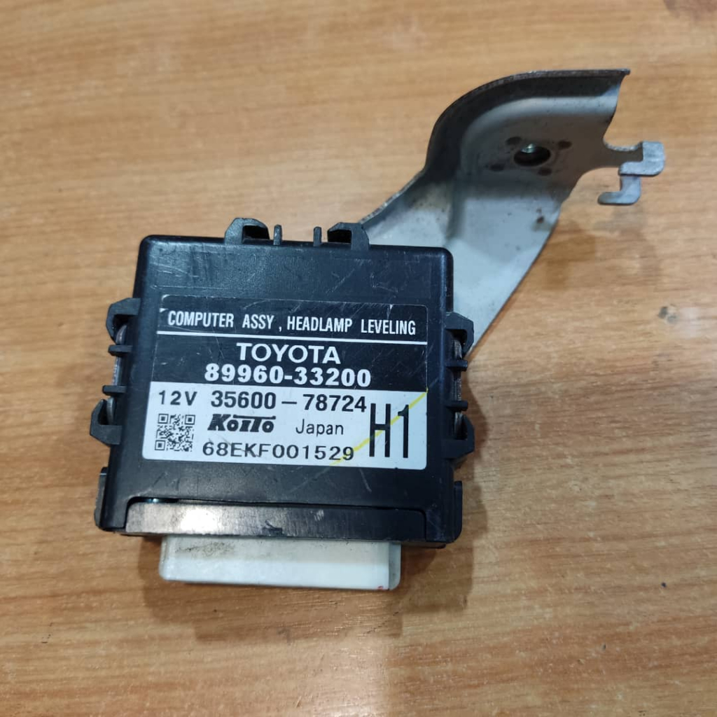 Ty Camry ACV40 Head Lamp Leveling ECU 89960-33200 (Used) | Shopee Malaysia