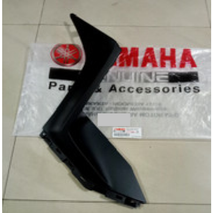 Original HLY Yamaha XMAX250 V2 body front under RH ( Black Glossy ...