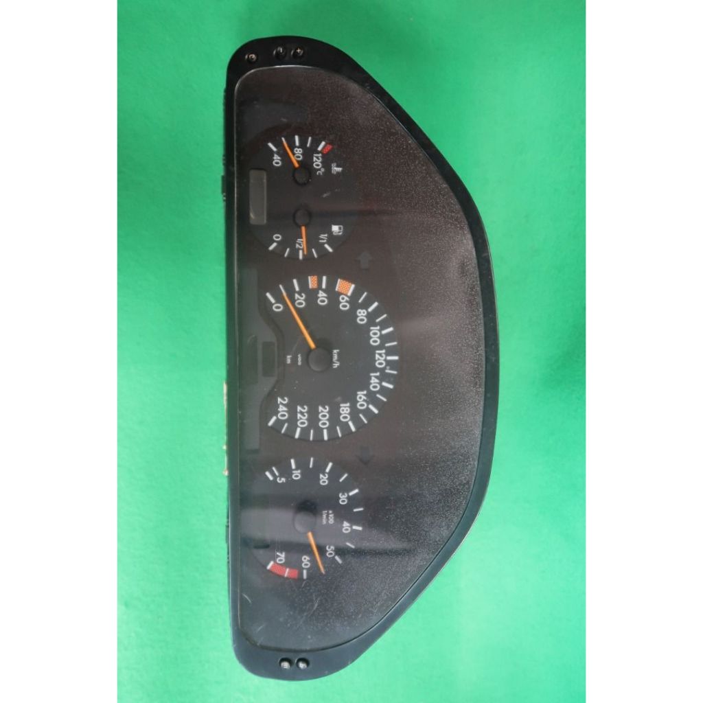 MERCEDES W202 METER 1998 years | Shopee Malaysia