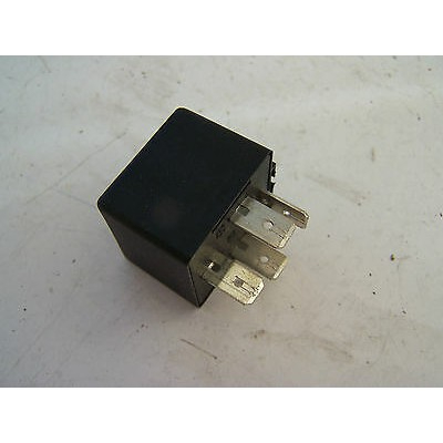 PROTON RELAY POWER 12V 4PIN 30A GEN2 PW546902 | Shopee Malaysia