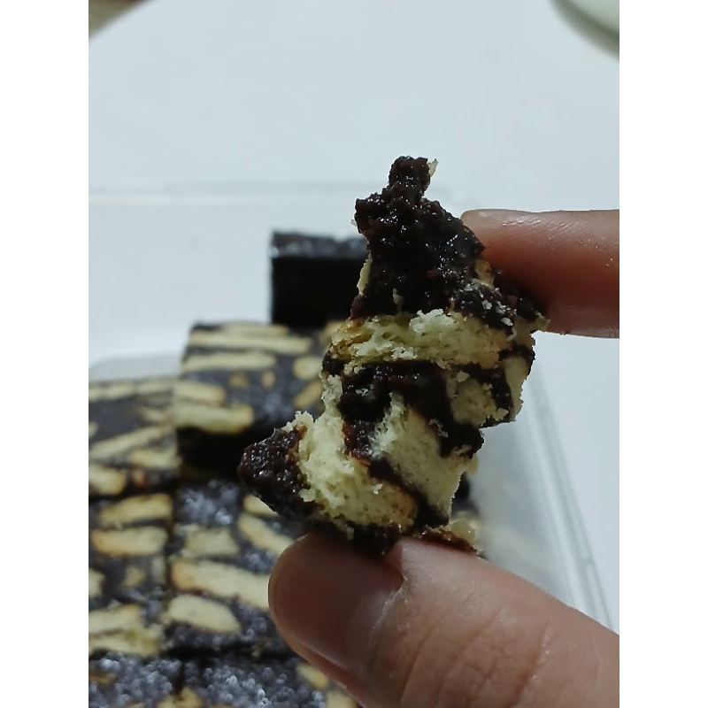Muslim Produk Kek Batik Dayang Homemade 500gram 1kg | Shopee Malaysia