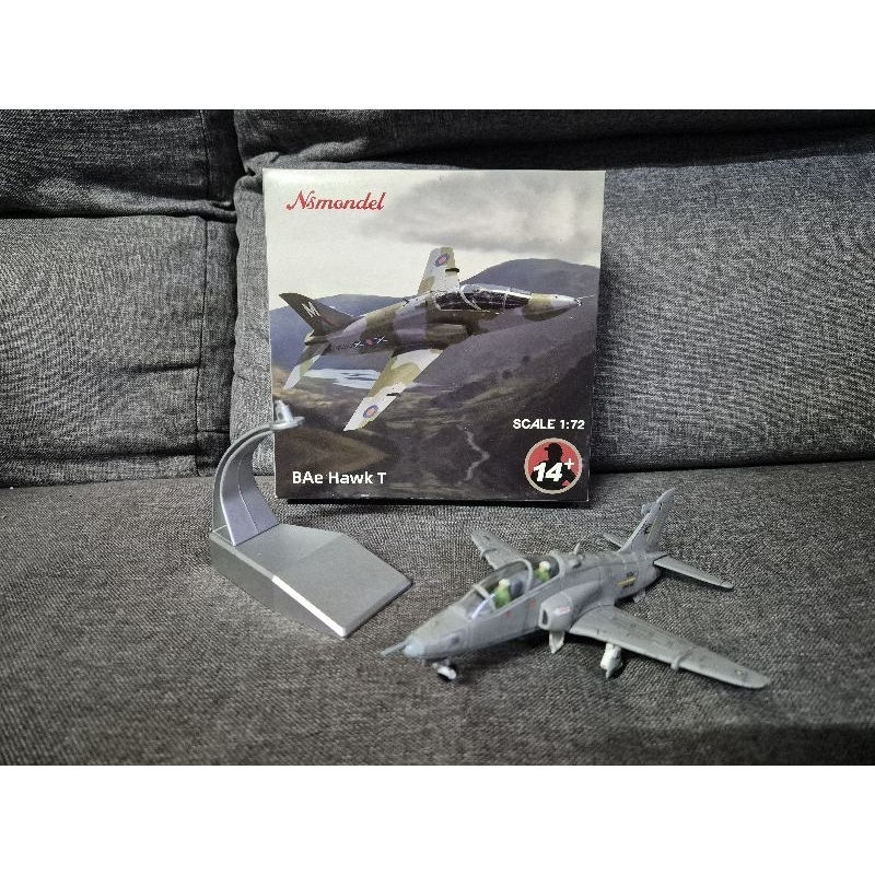 [Ready Stock] TUDM/ RMAF BAE Hawk 108, scale 1/72 (recoloured and ...